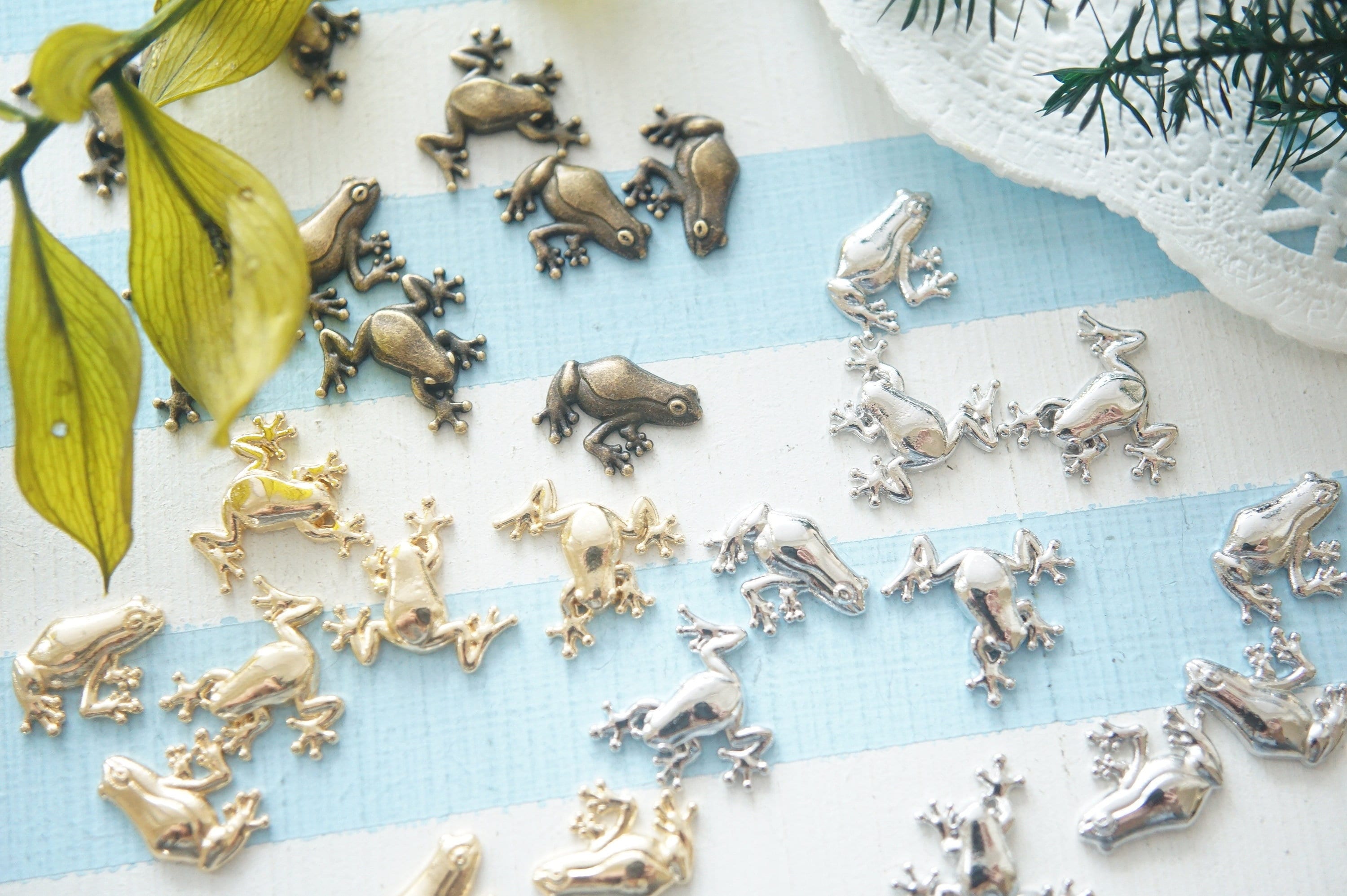 10 Pcs Resin Inclusions / Inserts / Supplies 9-14mm Frog - Etsy