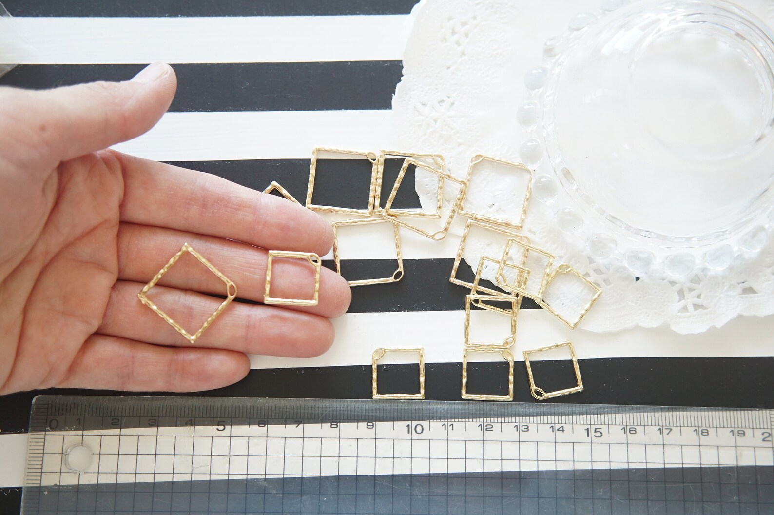 5 Pcs Open Back Bezel Charms / Diamond (19-27mm) 2 Sizes AZ1053 - Etsy