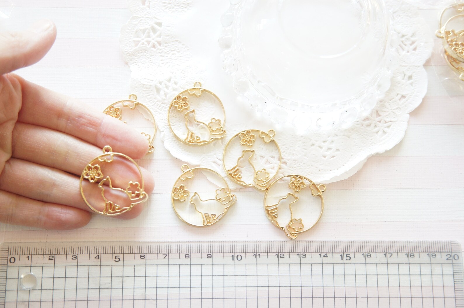 2-5 Pcs Open Back Bezel Charms/cat With Cherry Blossoms Sakura | Etsy