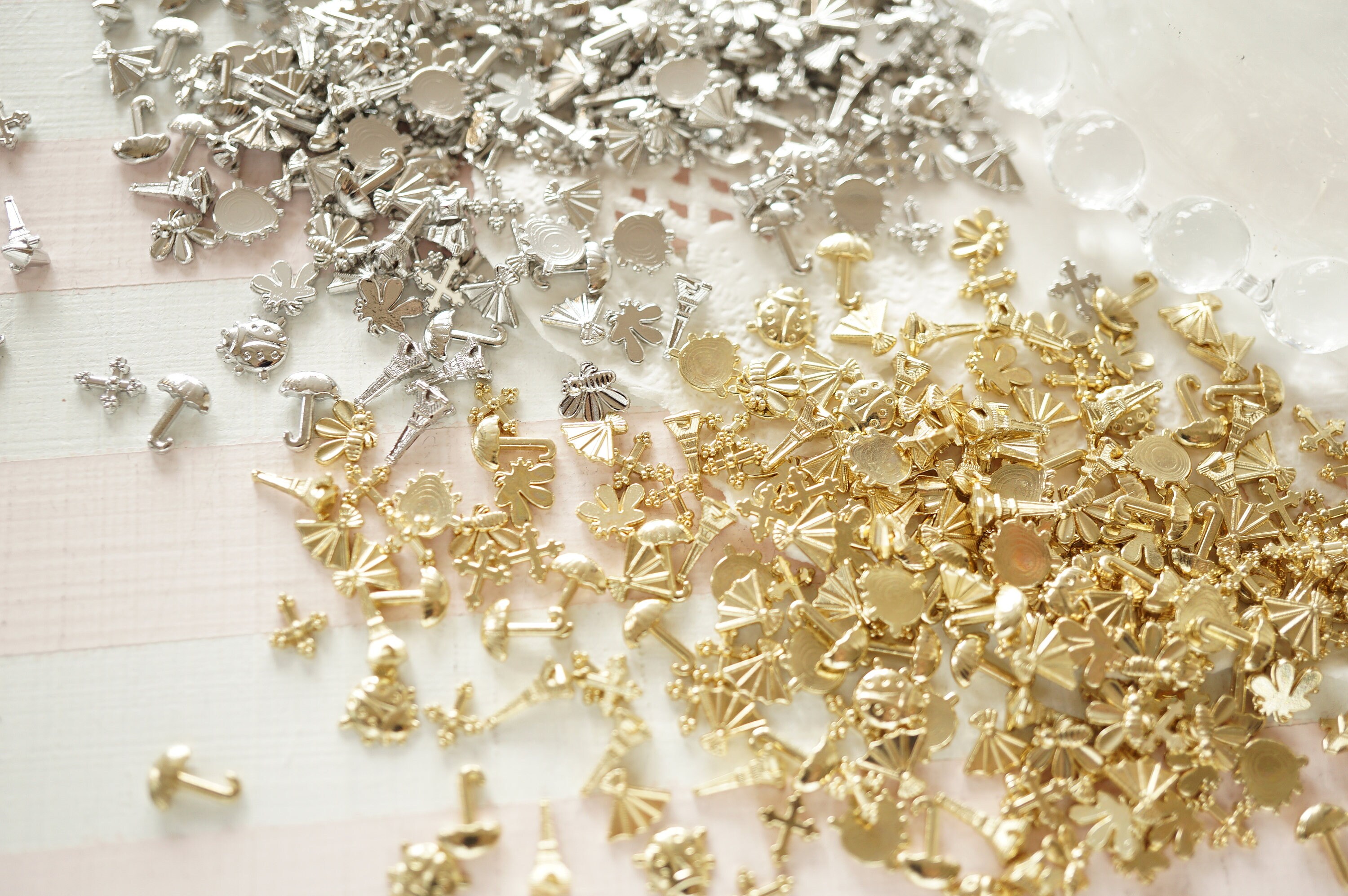 4-5g Resin Inclusions / Inserts / Supplies 3-7mm Mixed - Etsy