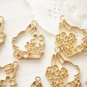 5 Pcs Open Back Bezel Charms / Cat Face With Flowers (26mm30mm) AZ1121 ...