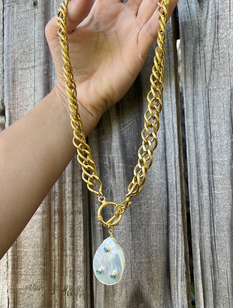 Gold Chained Interlocking Pearl and Turquoise Chunky Necklace - Etsy