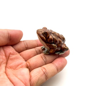 Toad Ceramic Figurine Gift for Amphibian Lovers and Home Decoration ...