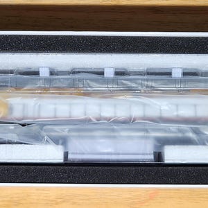 New Ho Scale DDA40X Union Pacific 6918 Athearn Genesis Locomotive DCC ...