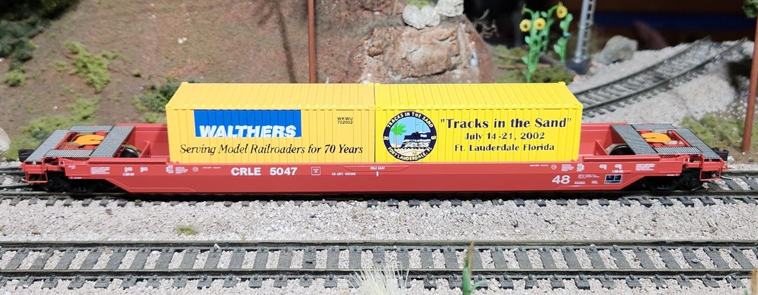 New Atlas HO Scale CRLE 48' Well Car With 2 20' Containers - Etsy