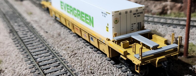Walthers Ho Scale Train 40' Well Car TTX DTTX #53312 With Evergreen 40 ...