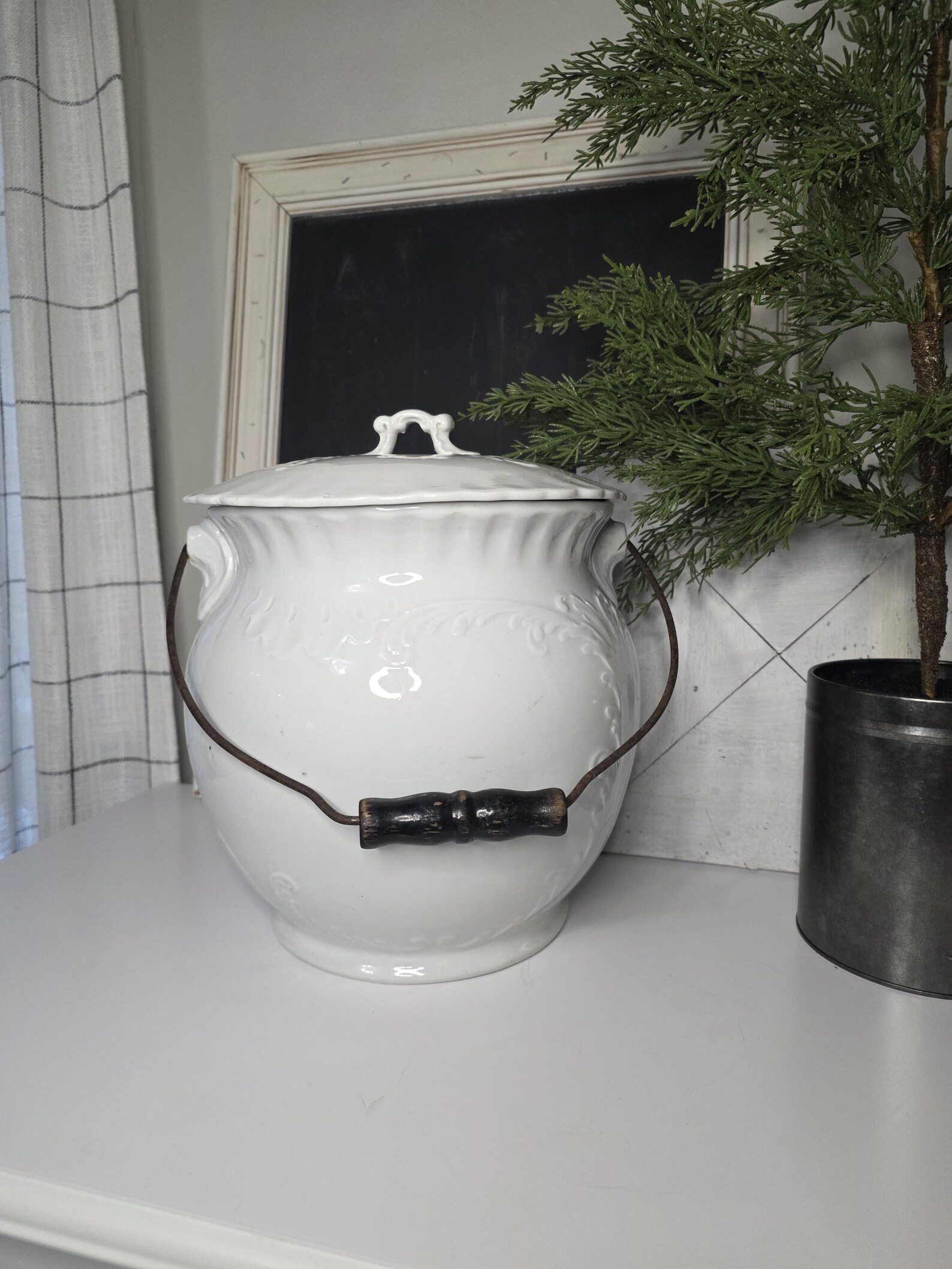 Vintage Ironstone Slop Pail/chamber Pot With Handle and Lid - Etsy