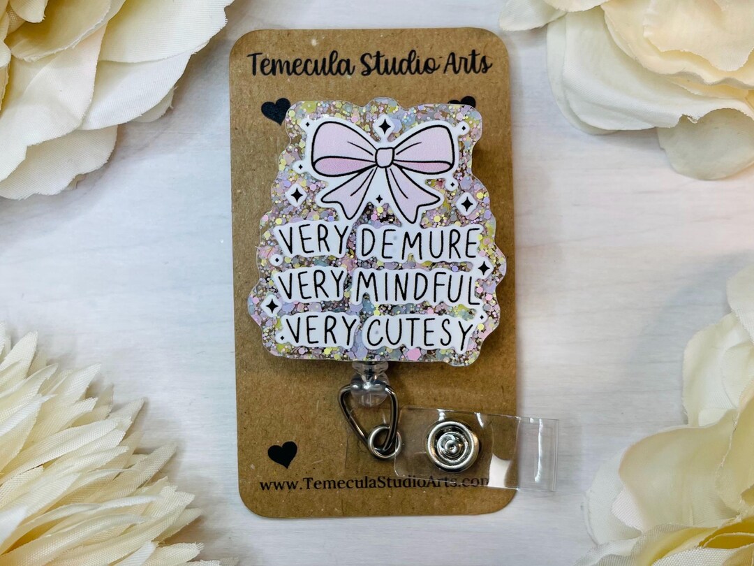 Coquette Bow Badge Holder | Coquette Badge Reel | Nurse Gift | Student ...