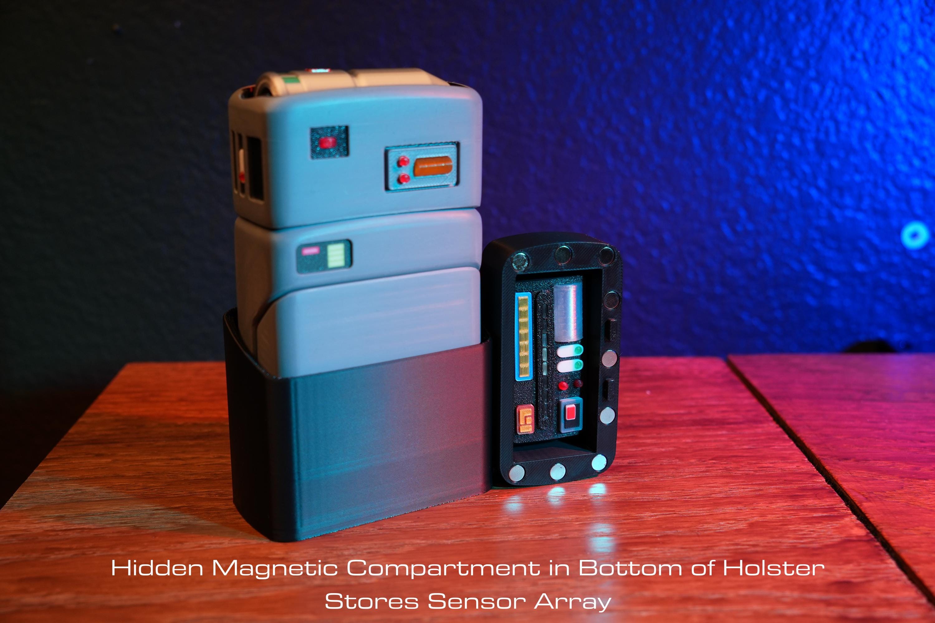TNG TR-580 Tricorder VII Display Replica – Hand Finished Collector Prop ...