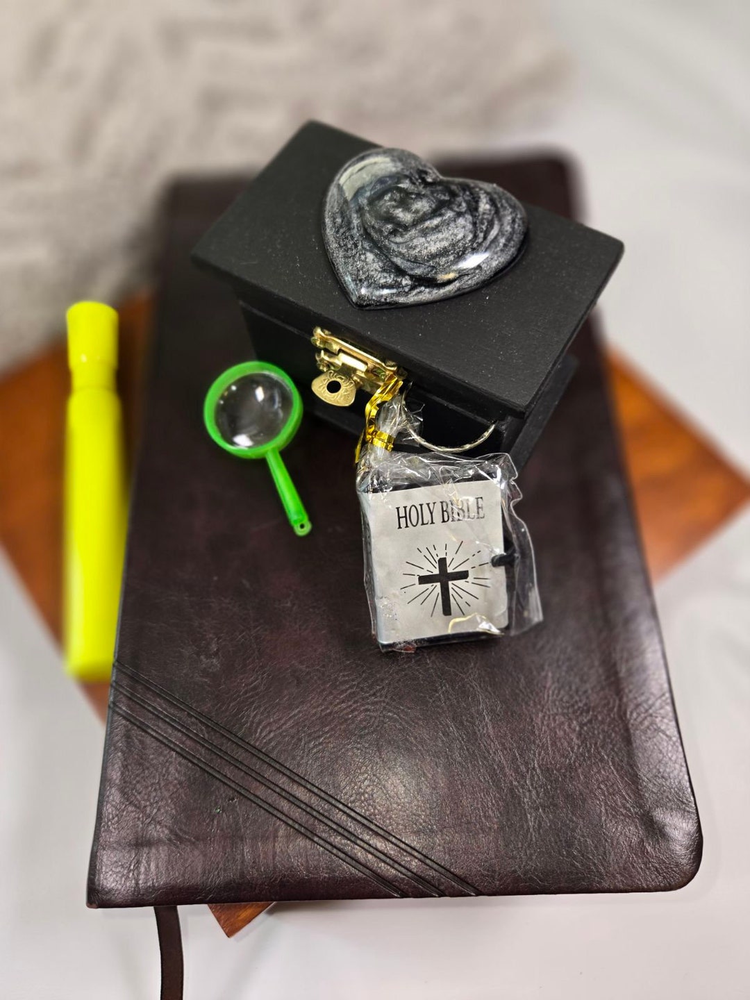 Christian Keepsake Prayer Box With Black&grey Heart and Mini Bible ...