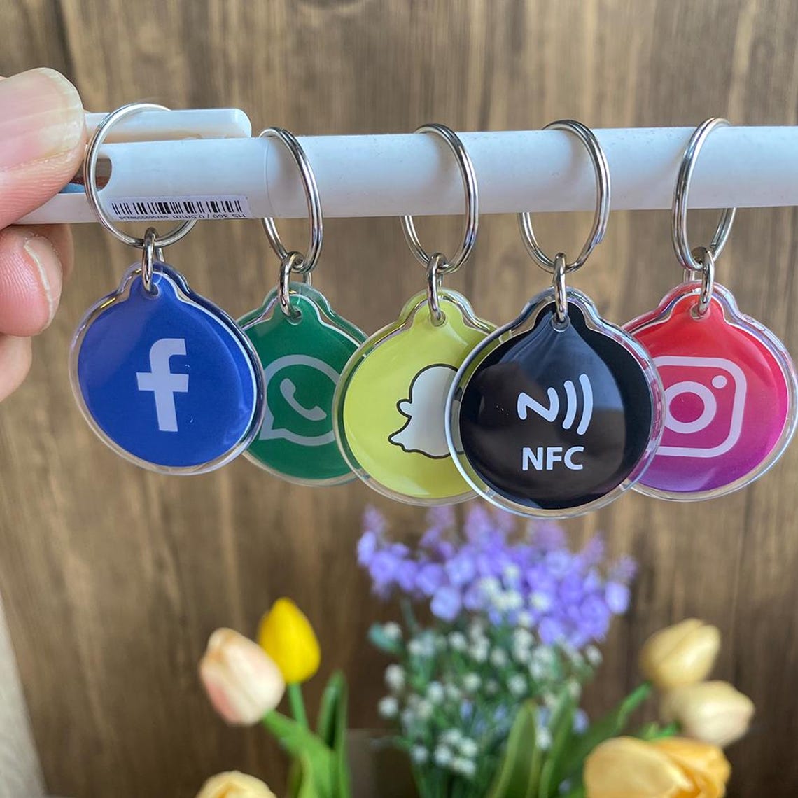 Epoxy Smart NFC Keychain: Tap to Follow on Instagram Facebook Snapchat ...