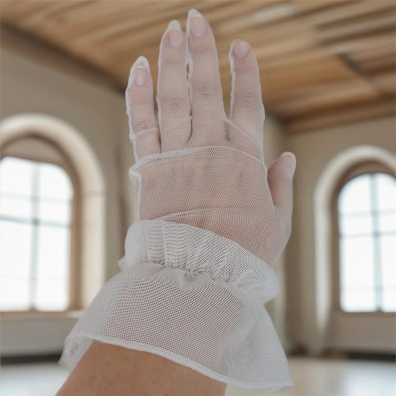 Sheer Tulle Wedding Gloves: Ivory Ruffle Cuff, Vintage Bridal ...
