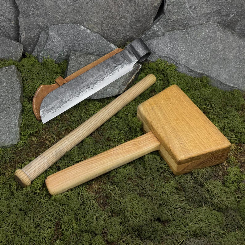 Splitting Froe and Wooden Mallet With Leather Case. Set for Splitting ...