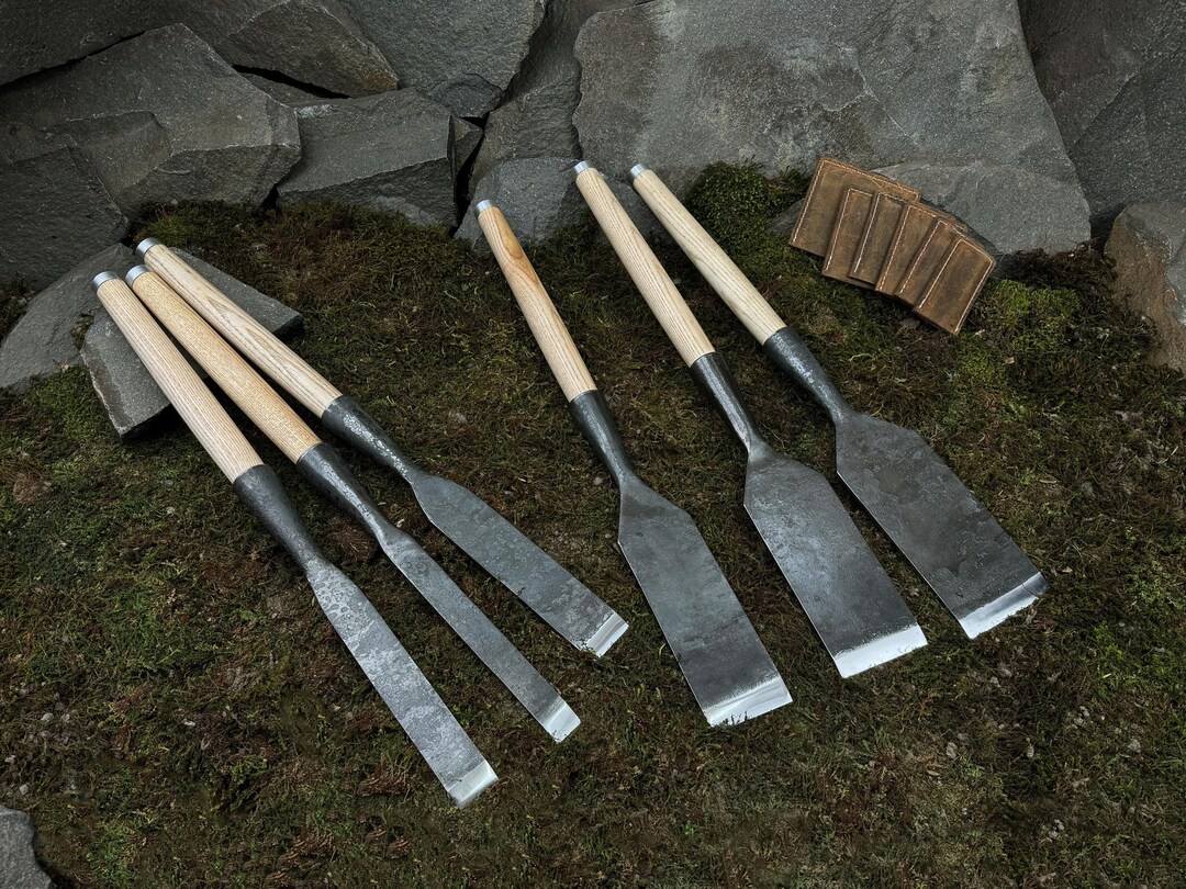 Set Timber Chisel 6-piece With Leather Cases. Carpentry Tools. Slick ...