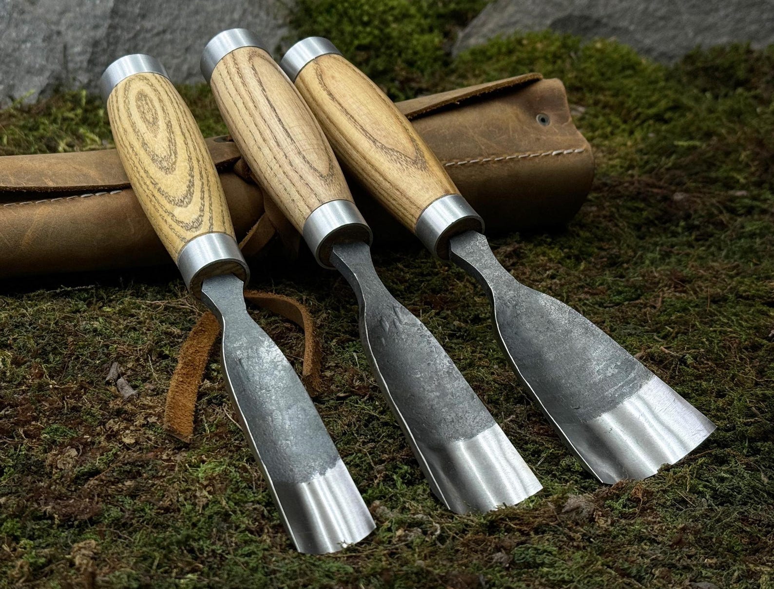 Set of 3 Wood Carving Gouge With Leather Case. Chisels for Woodworkers ...
