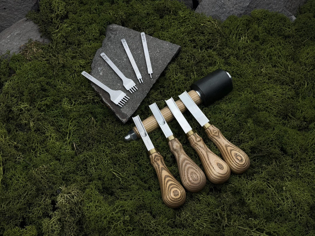 9-piece Leather Tool Set With Case. Diamond Pricking Iron Set With 1+2 ...