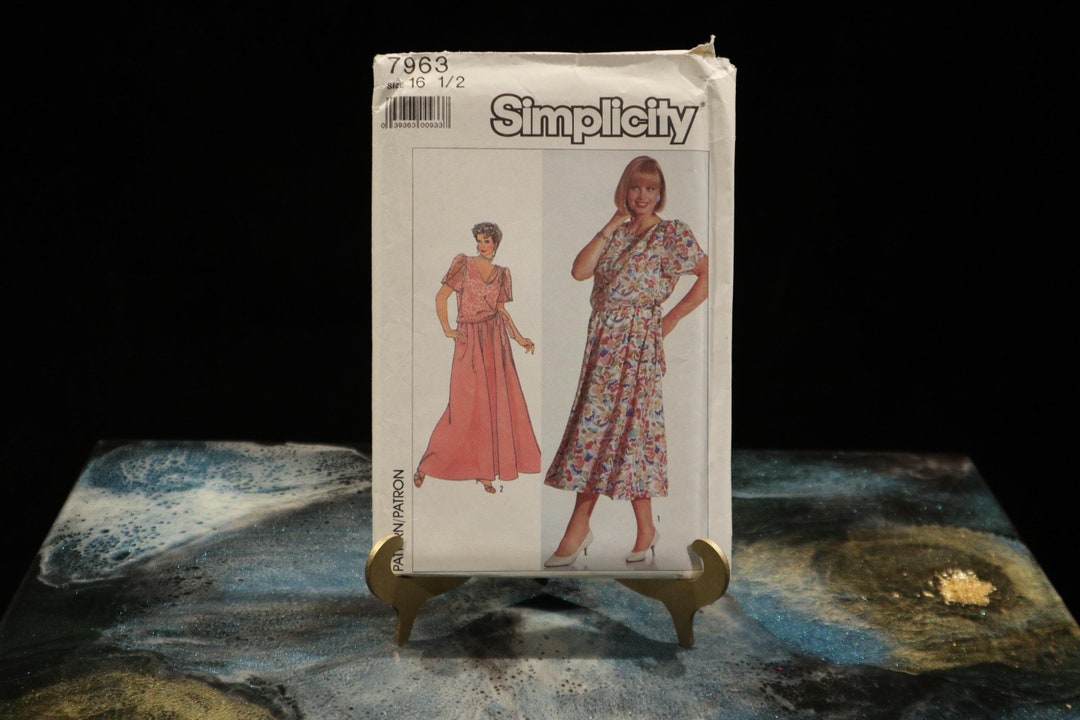 Vintage Sewing Pattern UNCUT Simplicity 7963 - Womens Pullover Dress in ...