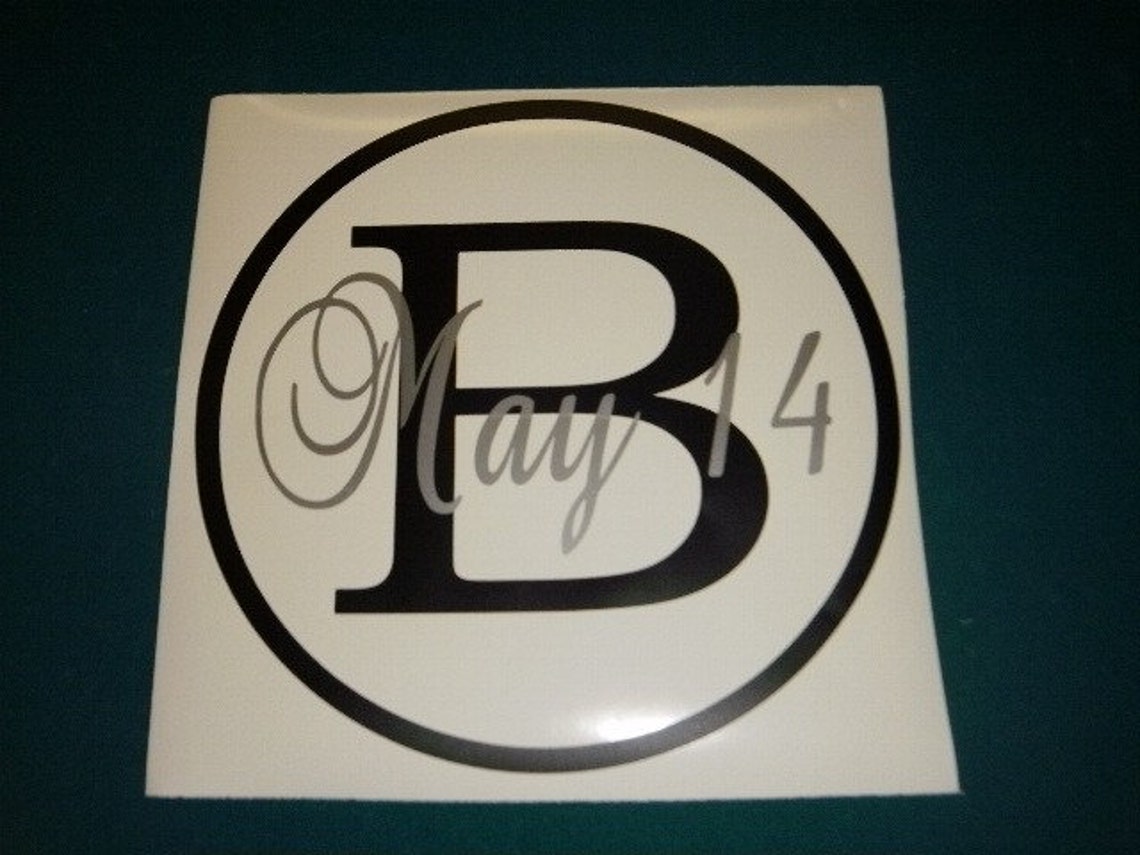 Personalized Last Name Circle Wall Vinyl Decal - Etsy