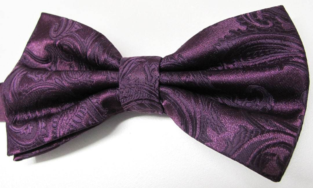 Mens Bowties. Eggplant Purple Paisley Bow Tie With Matching Pocket ...