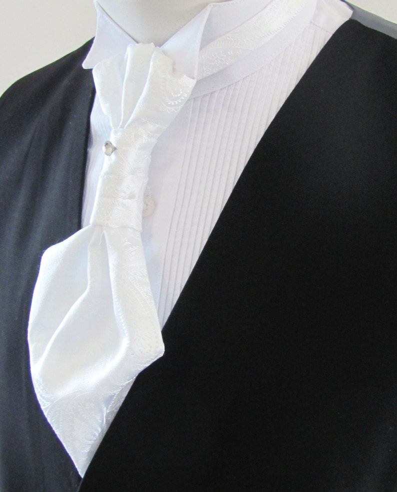 Mens White Paisley Ascot Cravat Pre Tied Mens Ascot With Crystal Stick ...