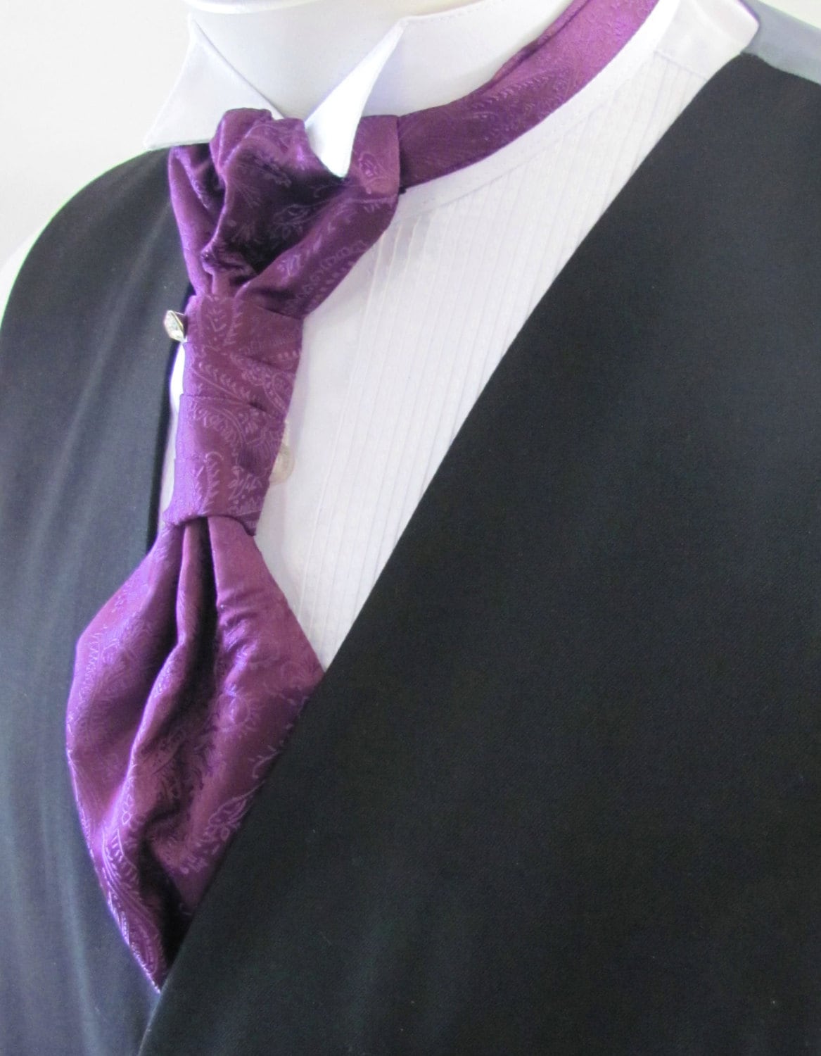 Mens Eggplant Purple Paisley Ascot Cravat Pre Tied Mens Ascot With ...