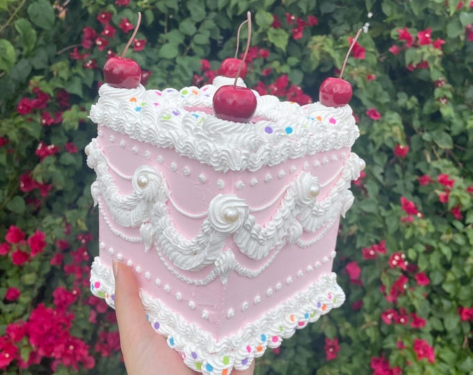 Vintage Cake Tissue Box Cover - Etsy