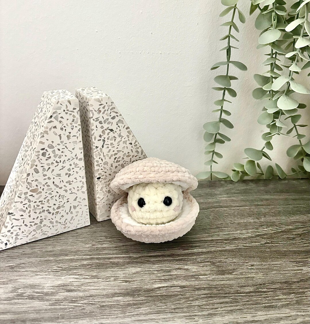 Beginner-friendly Clam Crochet Pattern DIY Adorable Amigurumi Plush Toy ...