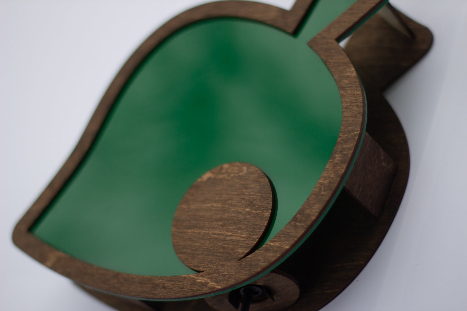 Animal Crossing - Green Leaf - Wall Mountable Lamp - Etsy