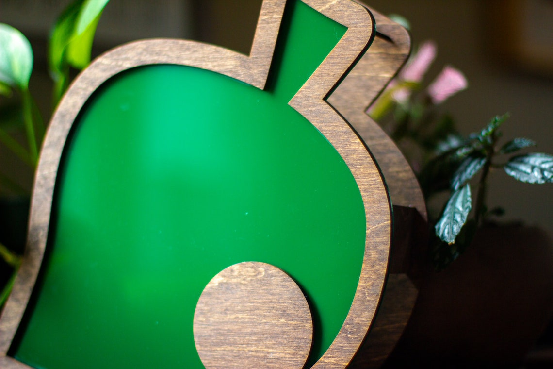 Animal Crossing - Green Leaf - Wall Mountable Lamp - Etsy