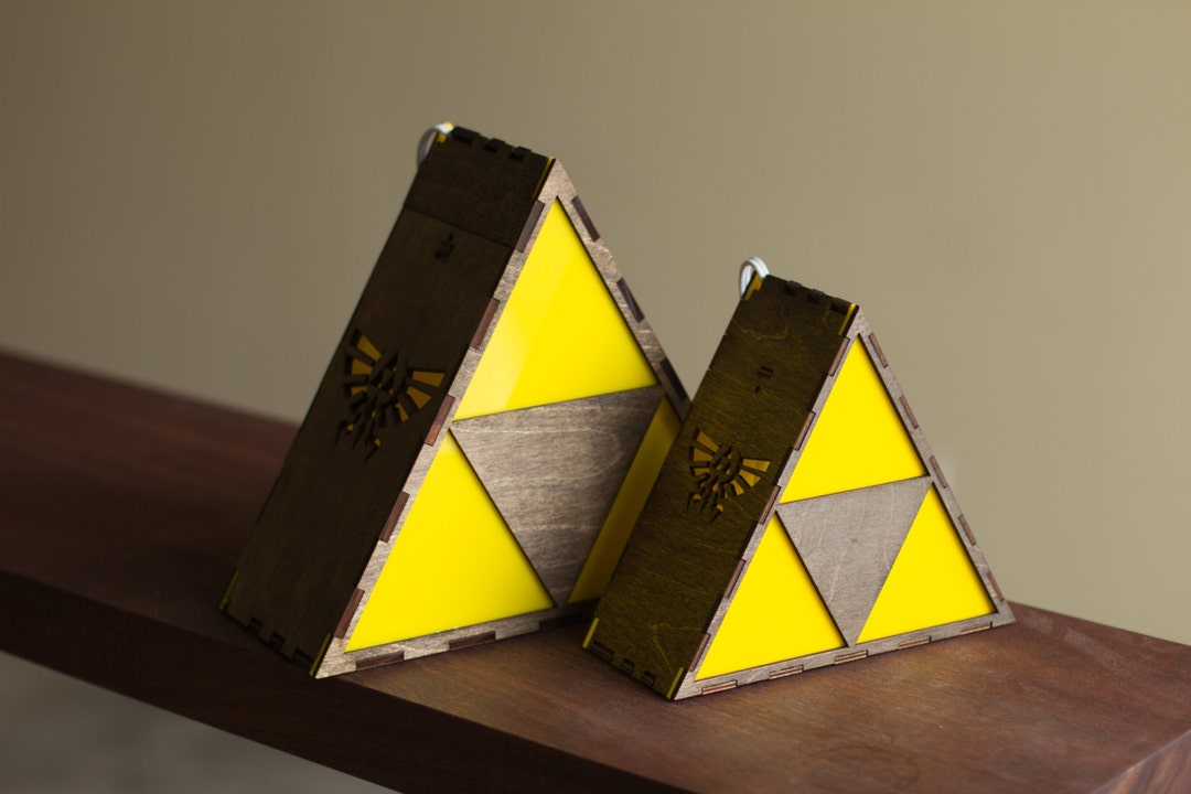 Zelda Triforce Lamp MINI - HYRULE LOGO - Etsy