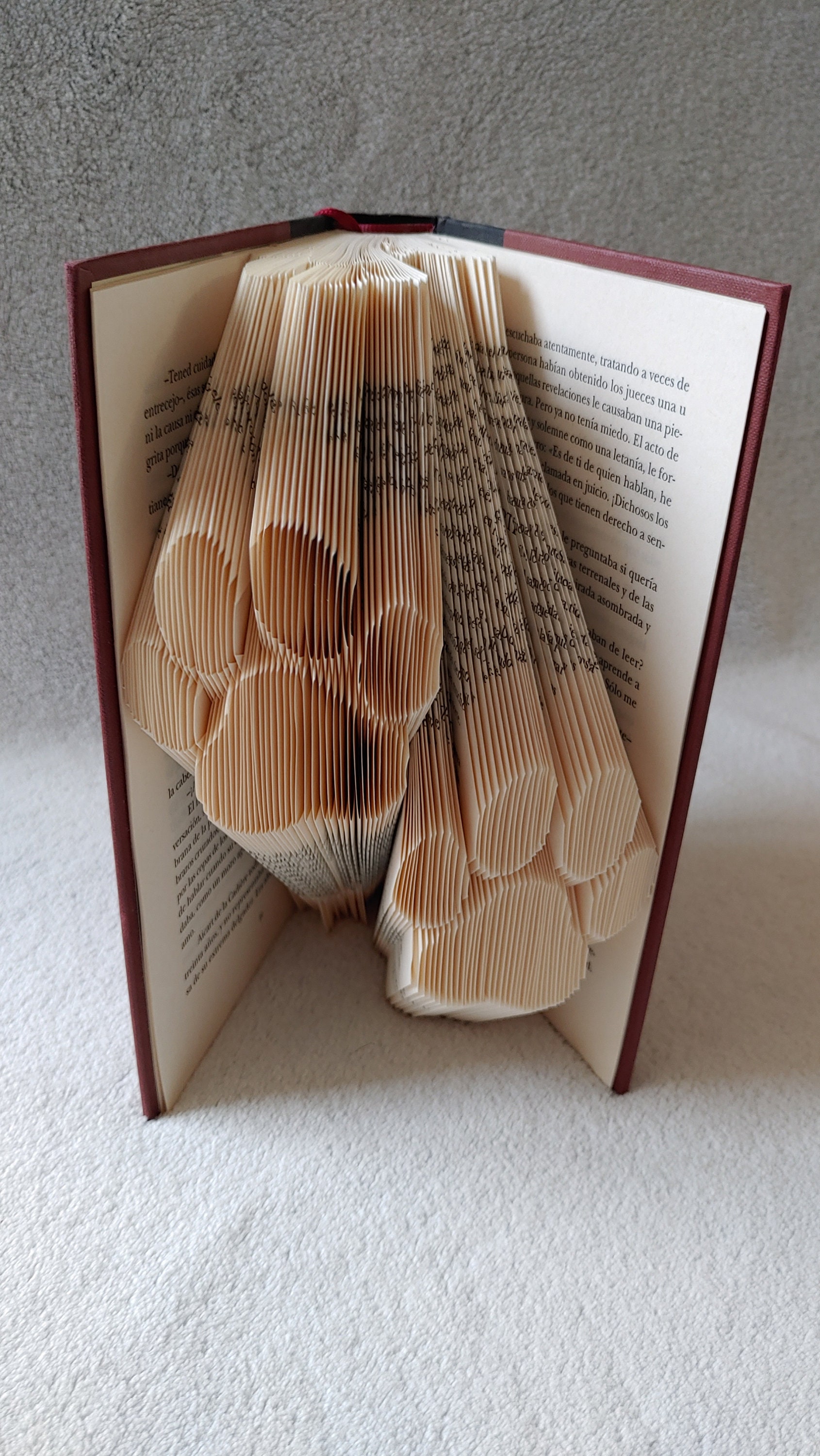 Book Folding Art Pattern: 2 Paw Prints - Etsy