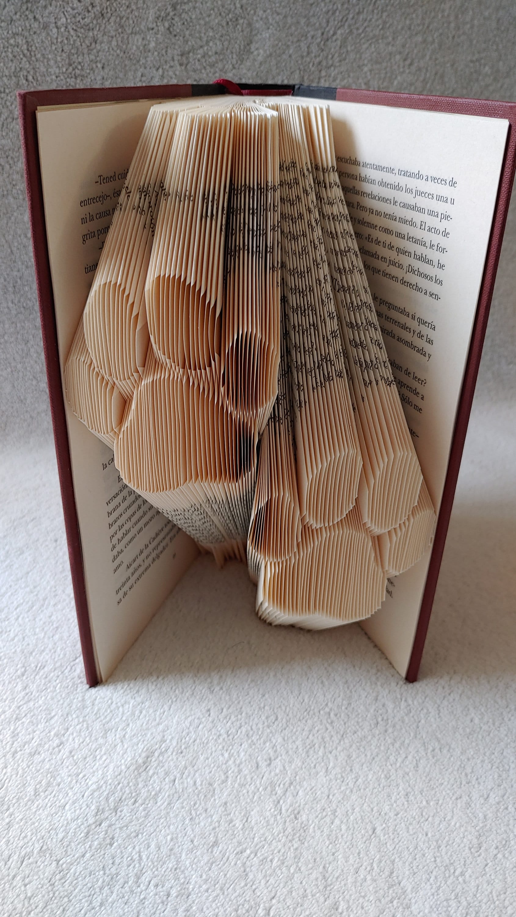 Book Folding Art Pattern: 2 Paw Prints - Etsy