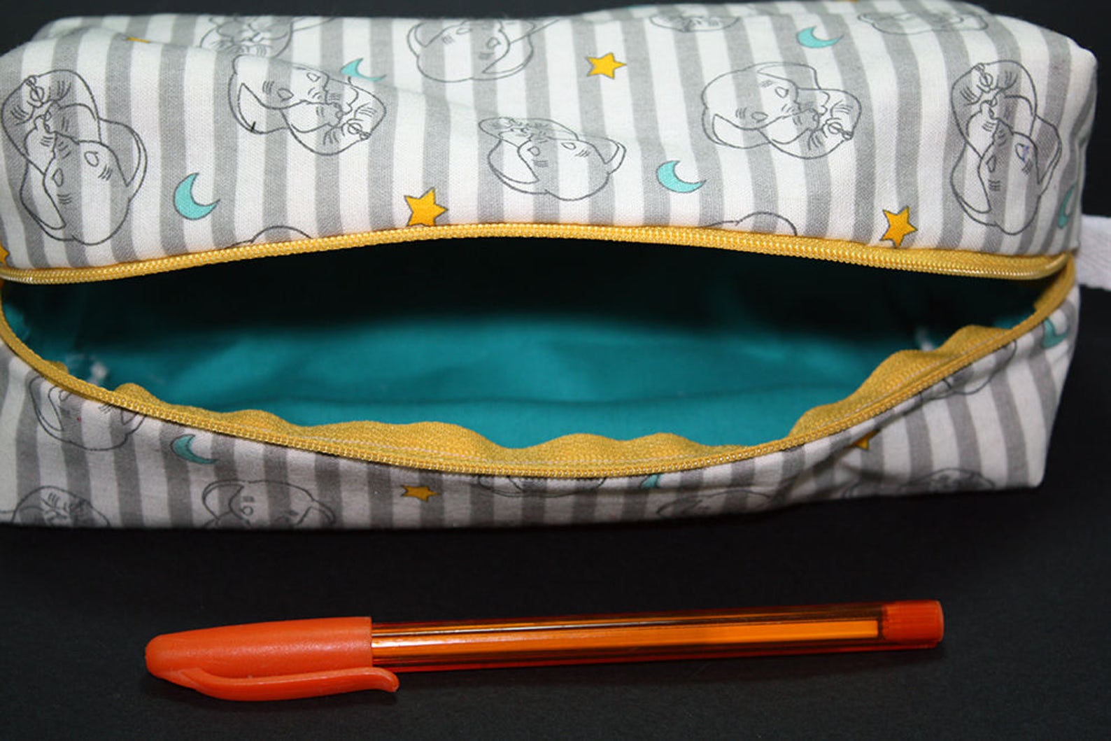 Boxy Makeup Bag - Disney's Dumbo Stars and Stripes Print Zipper ...