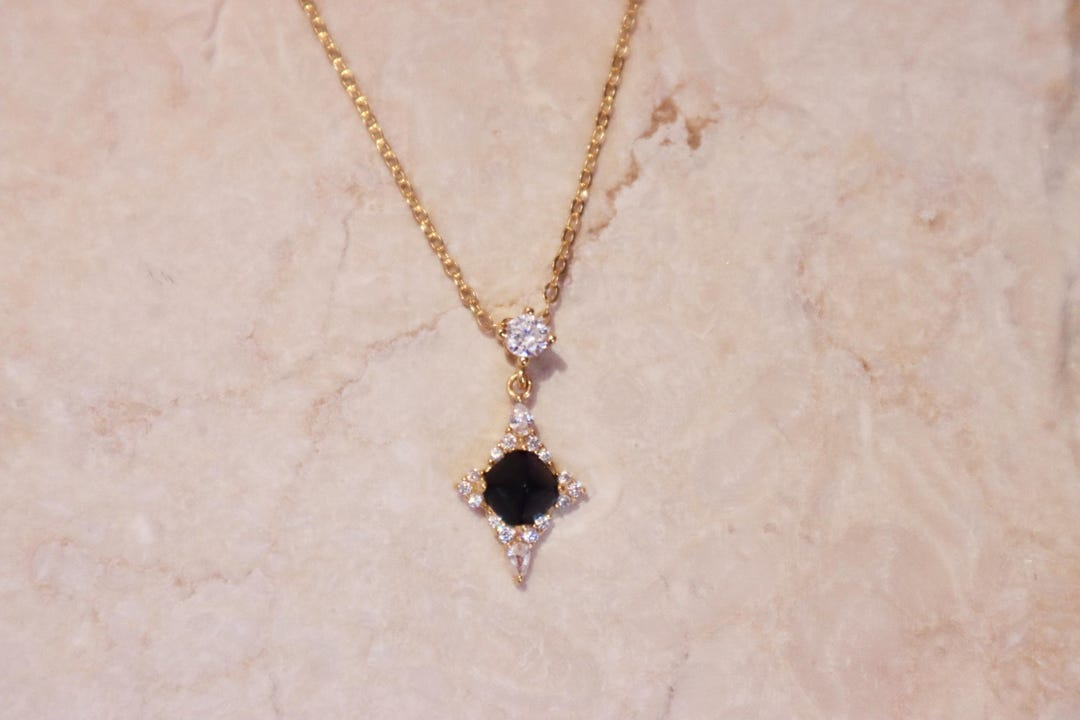 Vintage Diamond Four Point Star Black Gemstone 24K Gold Plated 925 ...