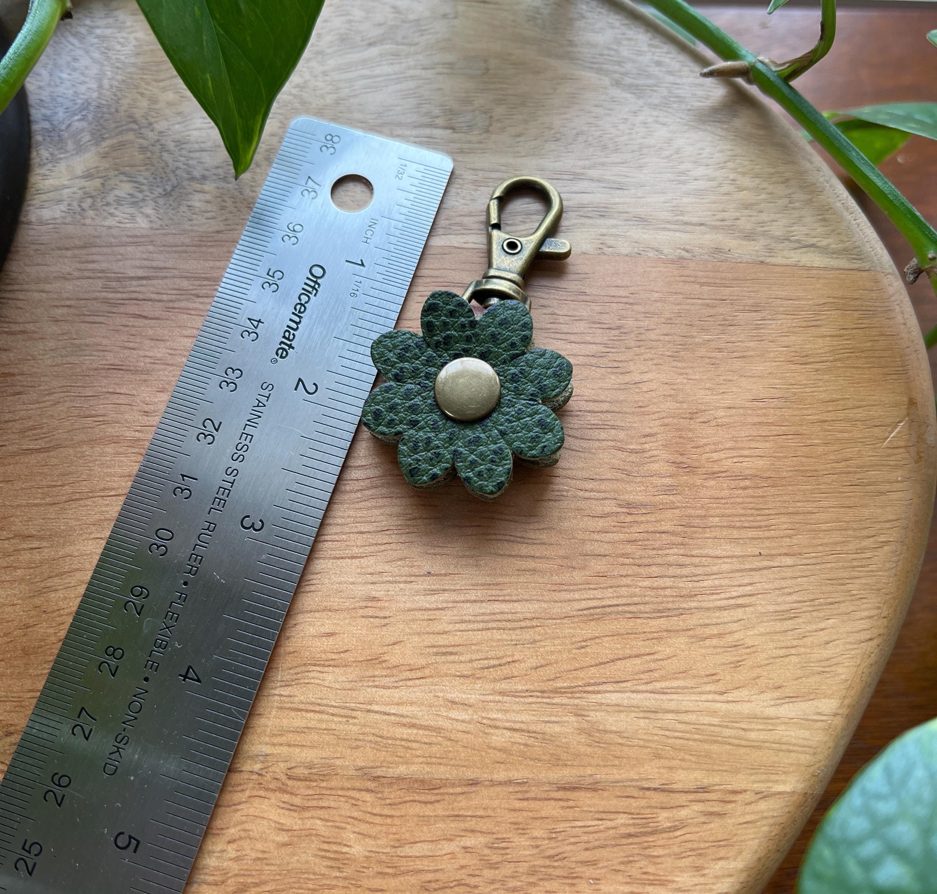 Handmade Shorti Mini Flower Charms - Etsy