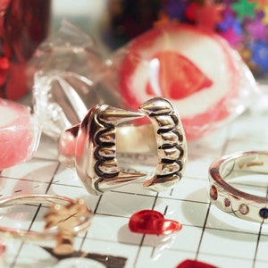 Silver Fangs Ring - Etsy