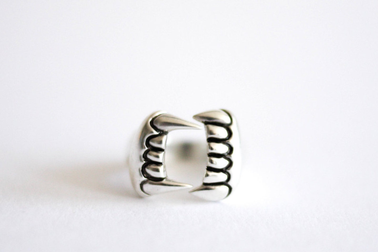 Silver Fangs Ring | Etsy
