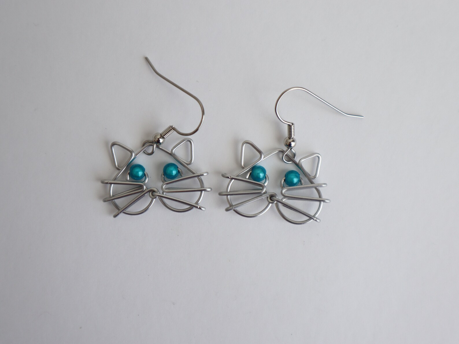 Cat Face Earrings With Miracle Beads // Gift for Cat Lovers - Etsy