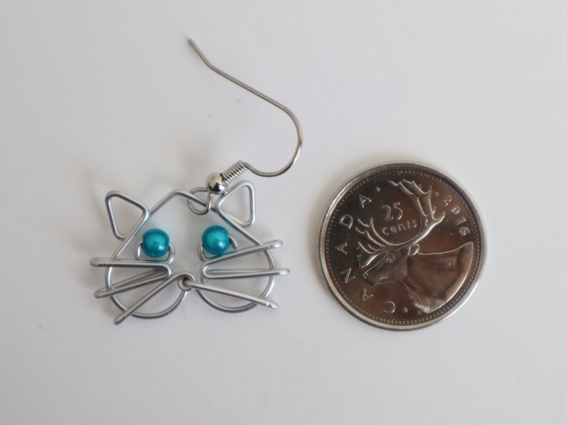 Cat Face Earrings With Miracle Beads // Gift for Cat Lovers - Etsy