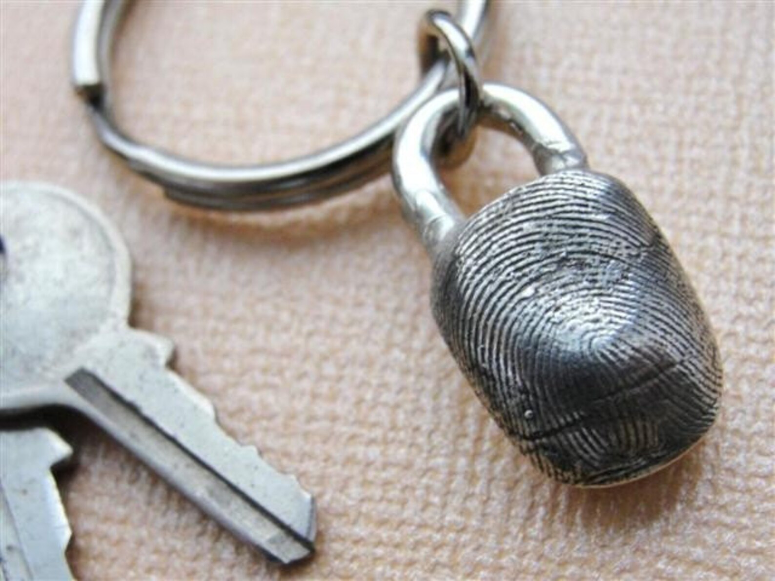 Custom Fingerprint Keychain Thumbprint Key Chain in Sterling - Etsy
