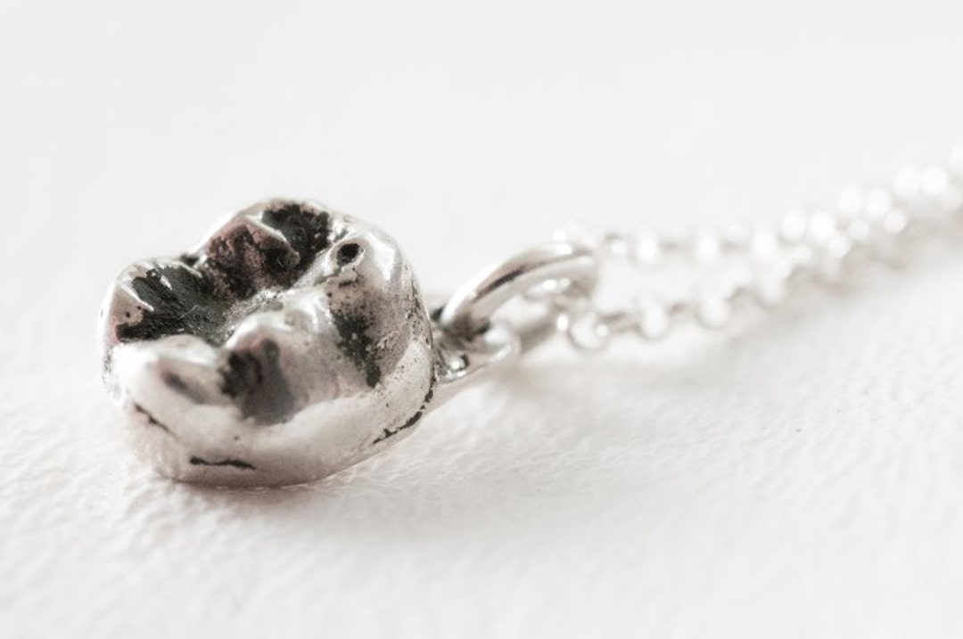 Girls Baby Tooth Necklace in Sterling Silver Molar Tooth - Etsy Sweden