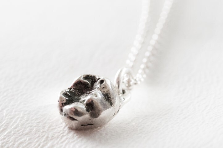 Girls Baby Tooth Necklace in Sterling Silver Molar Tooth - Etsy Sweden