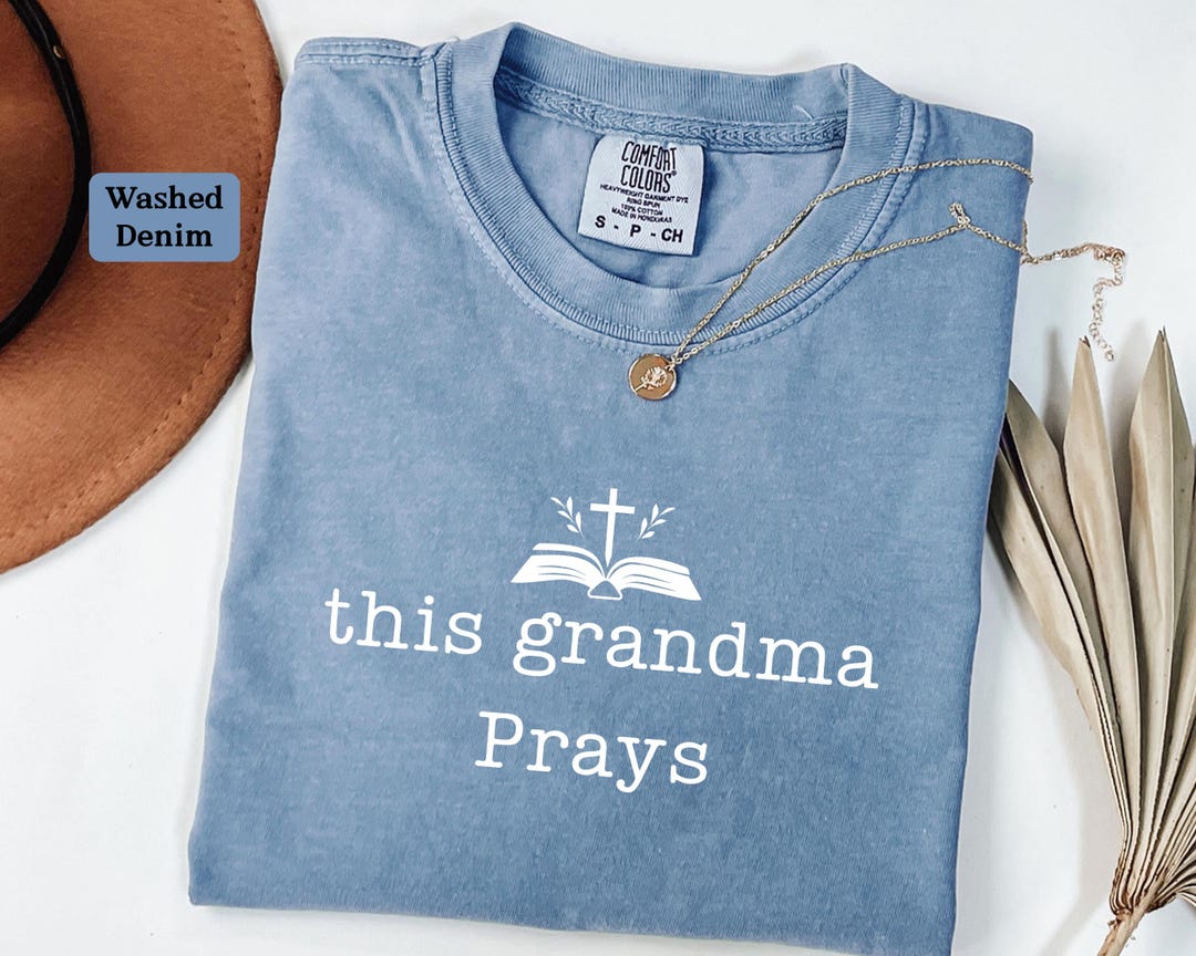 This Grandma Prays Shirt Christian Nonna Shirt, Trendy Granny Religious ...