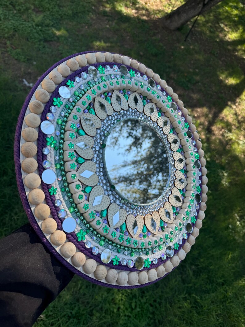 Round Mirror of Large Dimensions Varied Colors! Unique Designs to ...