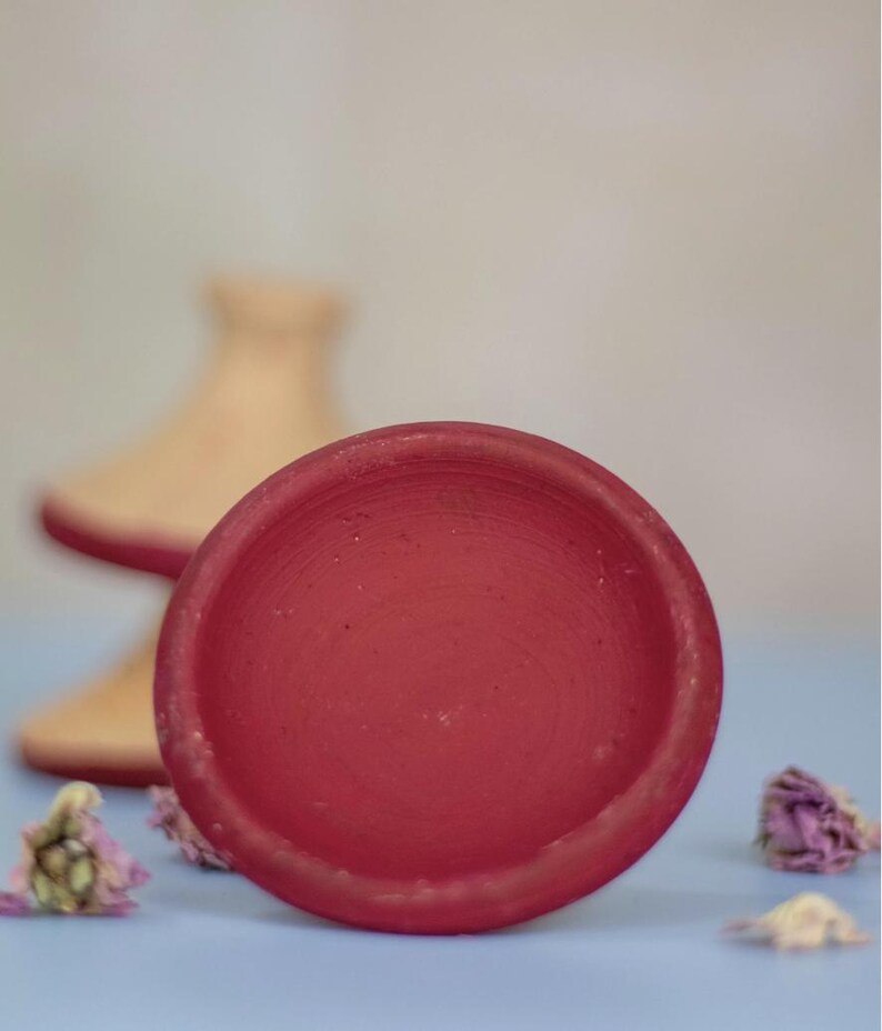 Aker Fassi: Morocco's Natural Lip Stain Tradition, Clay Lipstick Pot ...