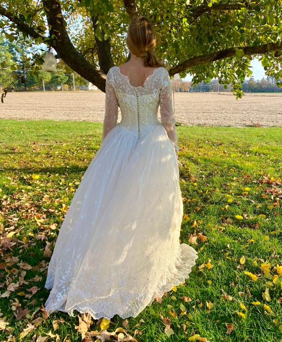 Vintage 50s Ivory Lace New Look Fit & Flare Long Slee… - Gem