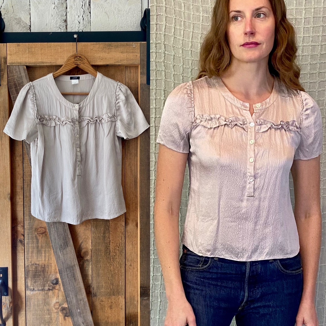 Vintage Y2K Silver Grey Textured Silk Ruffle Blouse by JCREW Size S/XS ...