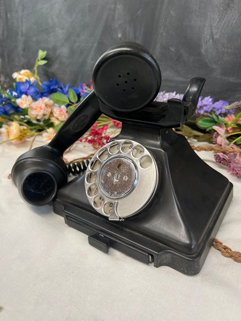 Rare Mark 1 Model 232 GPO Bakelite Phone From 1937. Rotary Dial ...