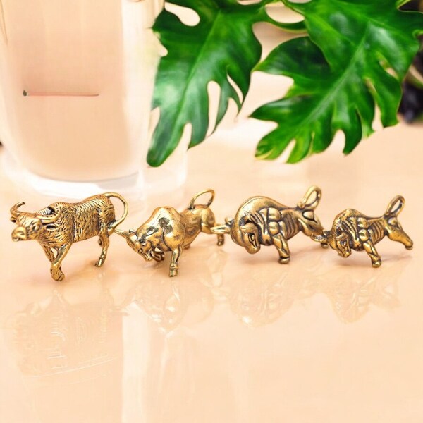 Bull Keychain - Etsy