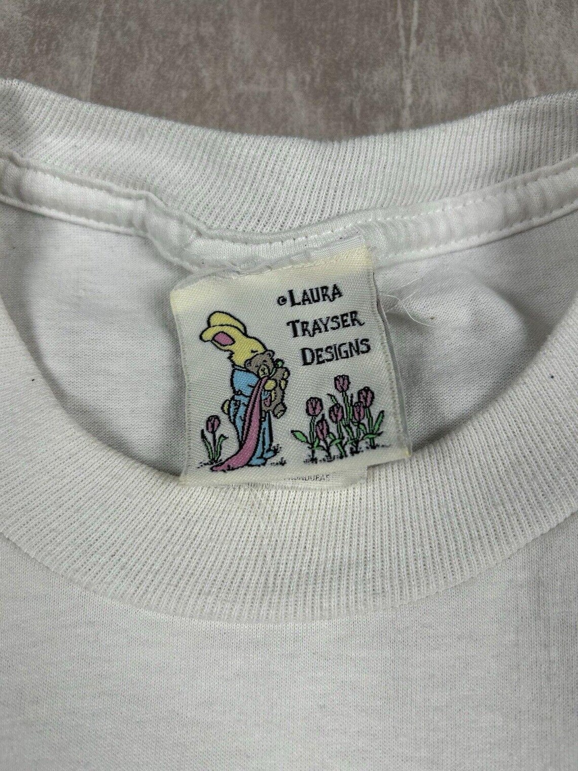 Vintage Laura Trayser Designs T-shirt Bunny Rabbit Plant Tree Love Men ...